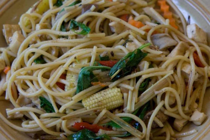 Vegetarian Fried Spaghetti in Thai style