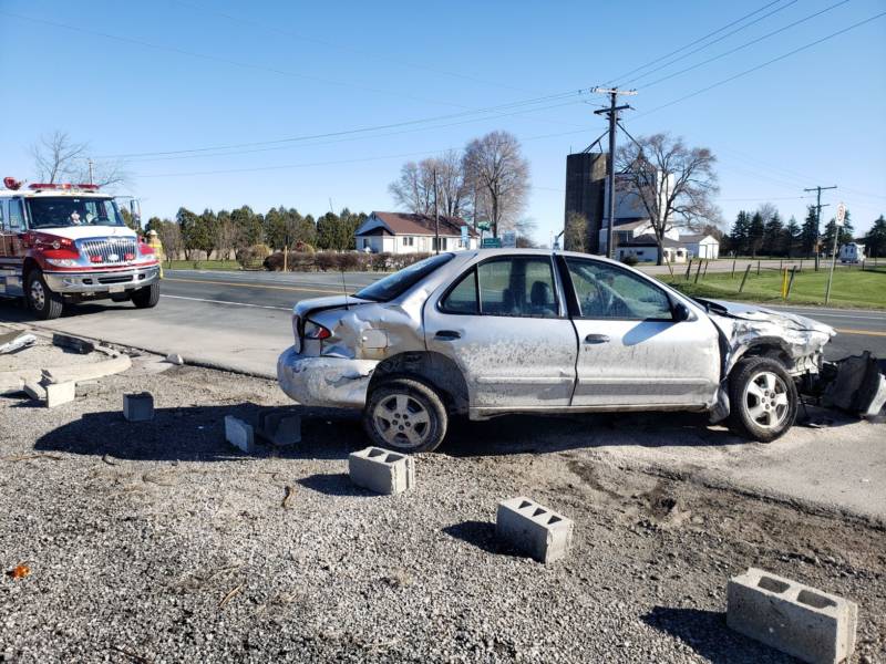 Major damage, no injuries after Highway 40 crash | Wallaceburg News ...