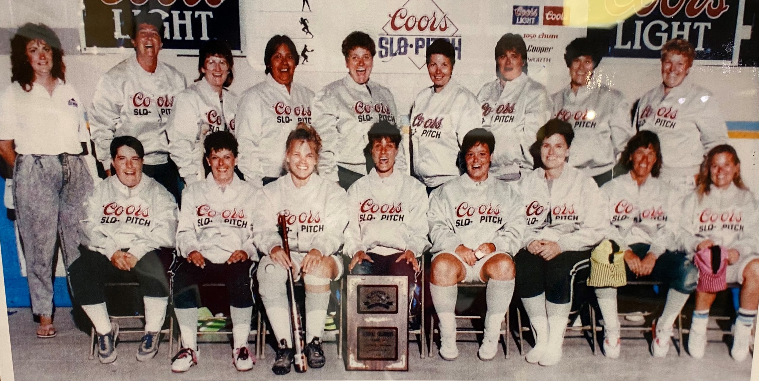 TBT: CBD Hummers, women's national slo-pitch champions, 1990