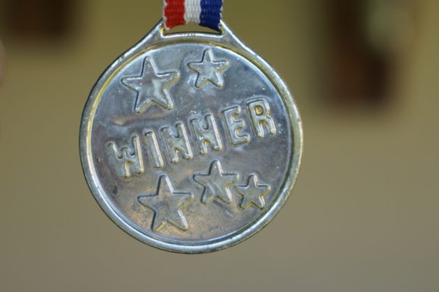 Ontario honours nearly 5,000 volunteers with 2026 service awards ...