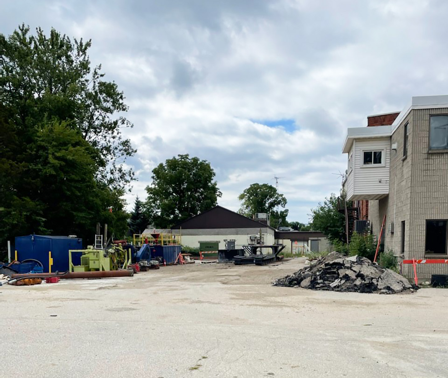 Installation of APEC 1 conductor pipe well complete in Wheatley ...