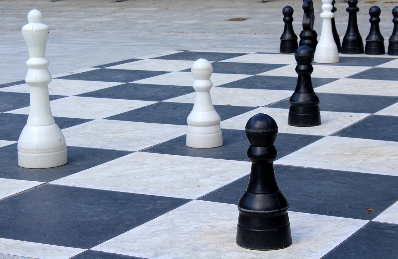 Human size chess and checker set coming to Wallaceburg | Wallaceburg ...