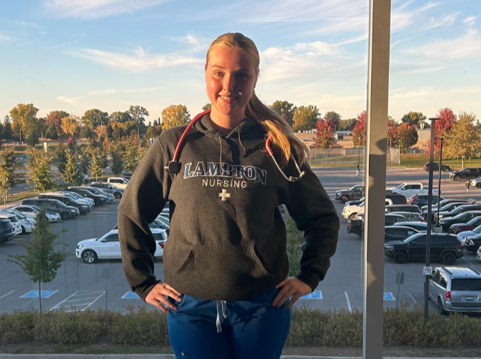 Dresden student receives $3,000 MROO scholarship | Wallaceburg News ...