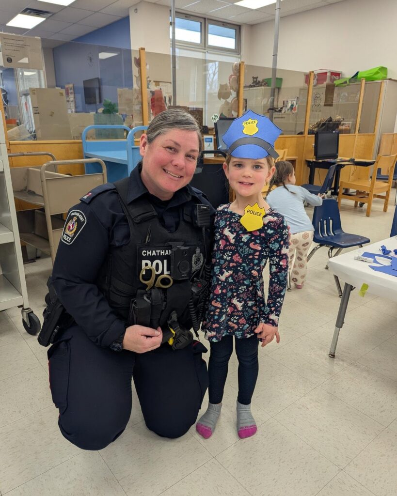 Police officer connects with youth during March Break library visit in ...